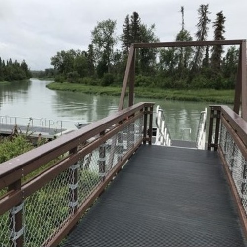 Boat Launch Dock with Fibergrate Safe-T-Span Pultruded Grating